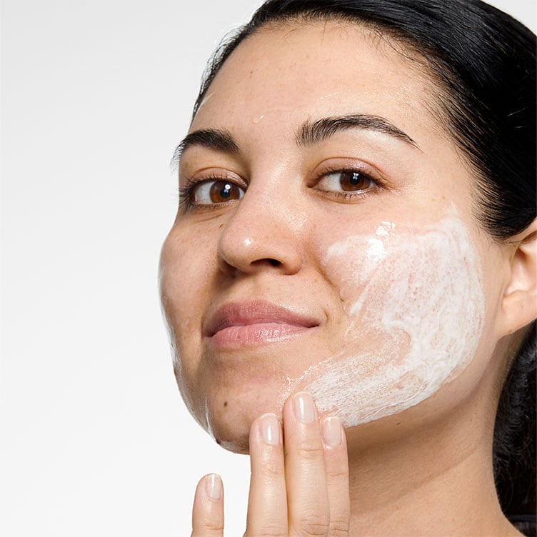 Best Cleansers 2024 | How To Find The Right Cleanser For You | Clinique